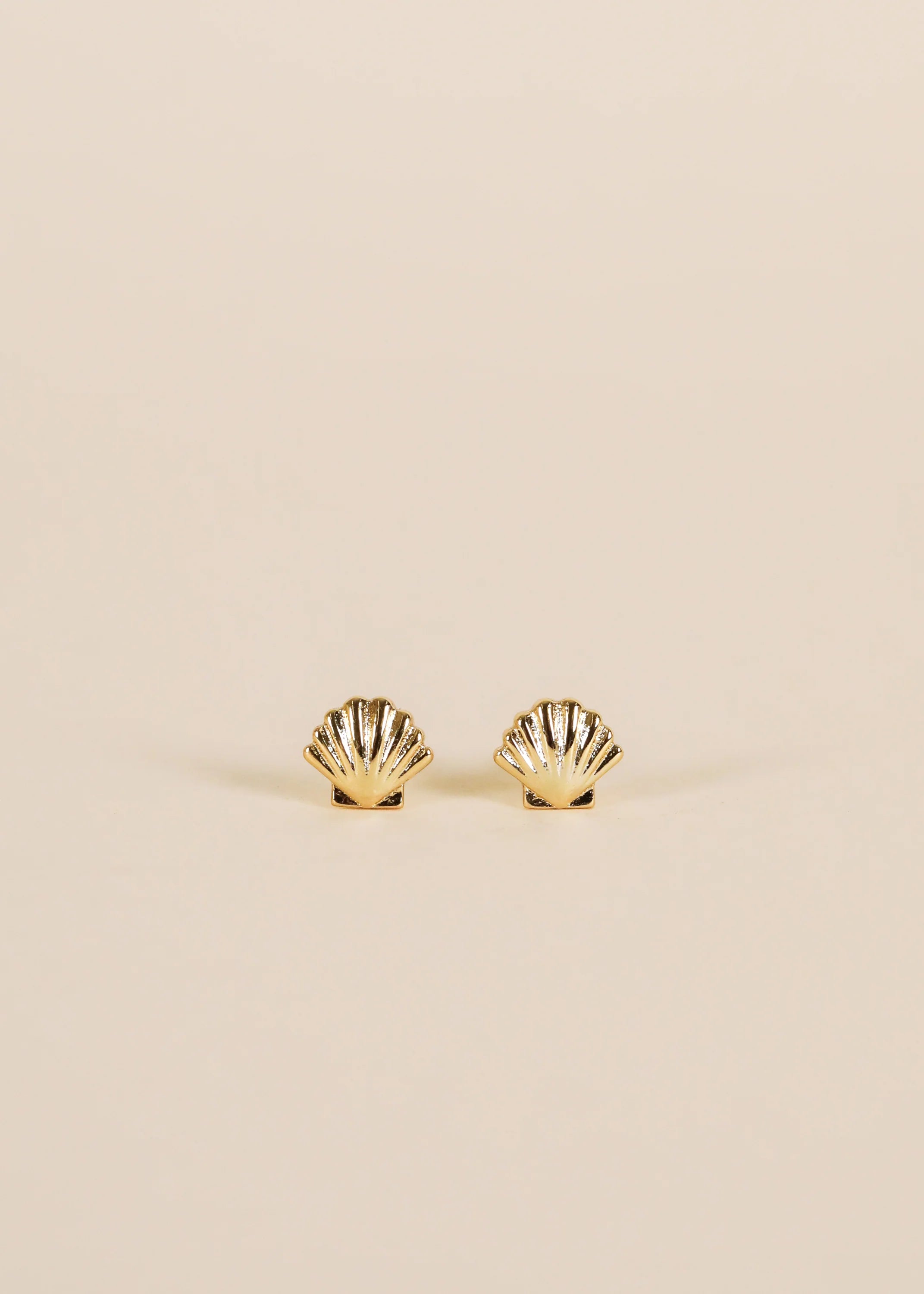 Seashell Studs – Drift Boutique